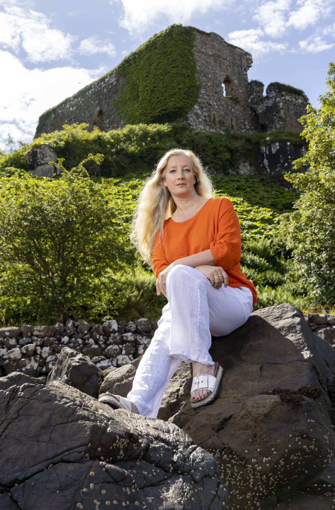 Helen Fields gives a TedX talk on why we are fascinated by violence ...